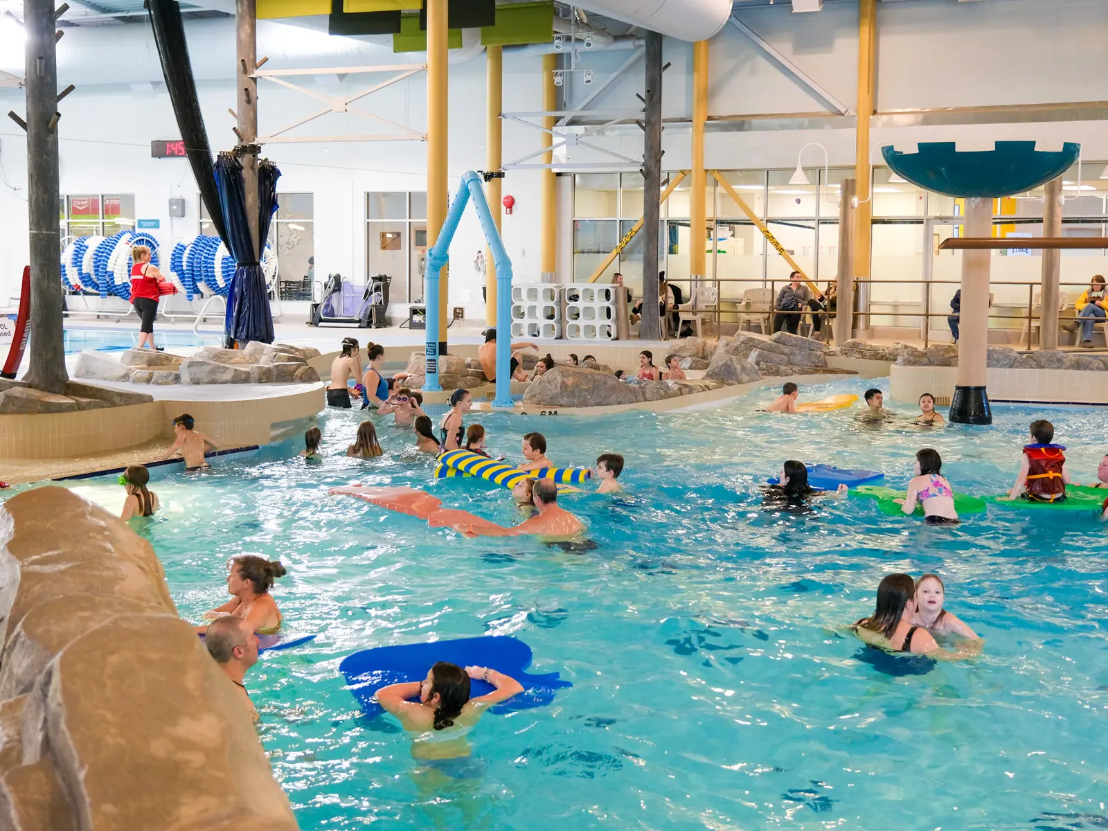 Pools & Spray Parks | City of Medicine Hat
